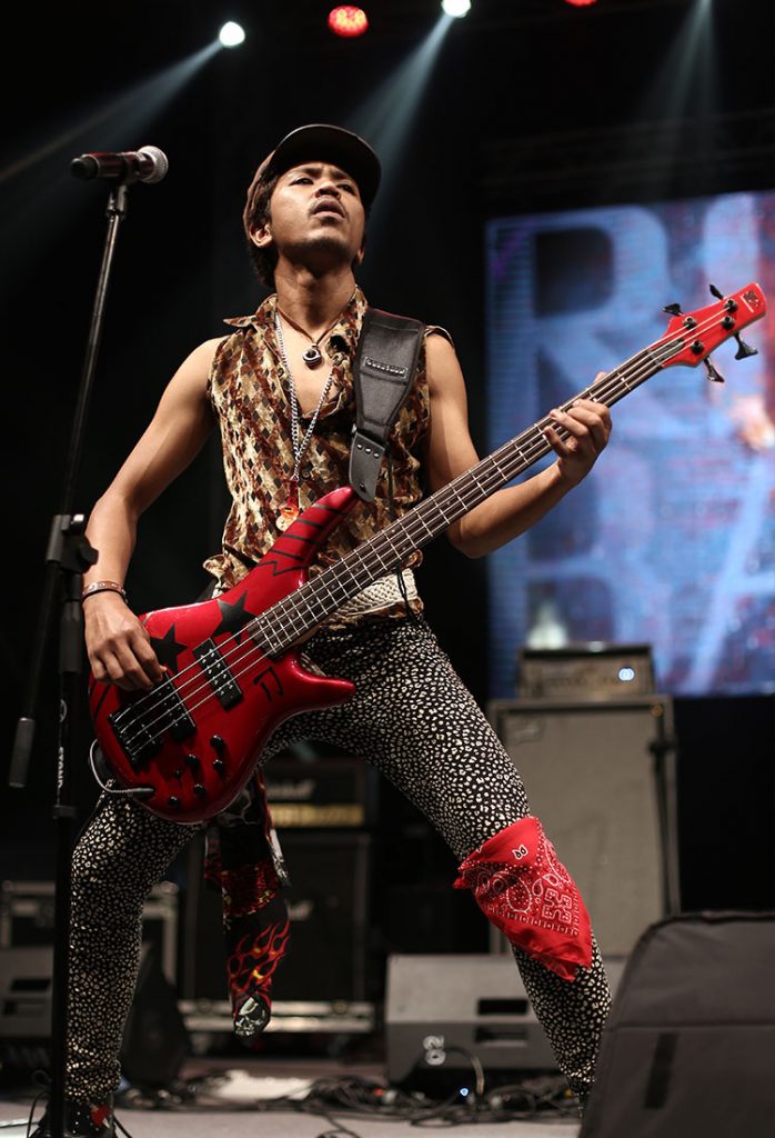 #Review Rock 4 Lebih Rock Berbanding Filem-Filem Rock Yang Terdahulu ...