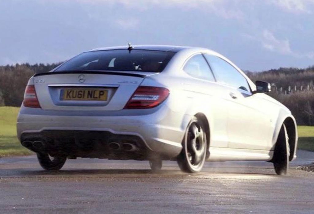 Tayar Lebar Lebih Elok - Faktau Atau Auta, Jom Kita Bincang